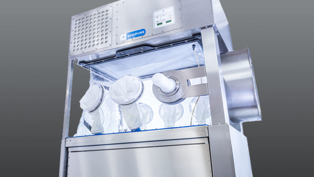 soloFLEX Benchtop Containment Isolator | ILC Dover